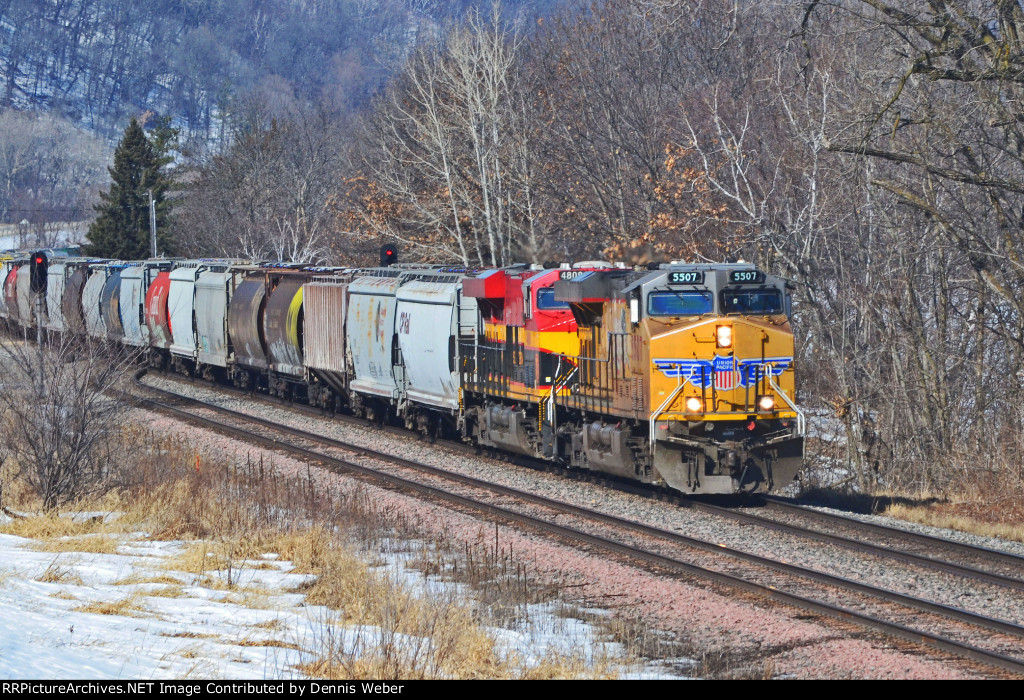 UP 5507, CP's River Sub.